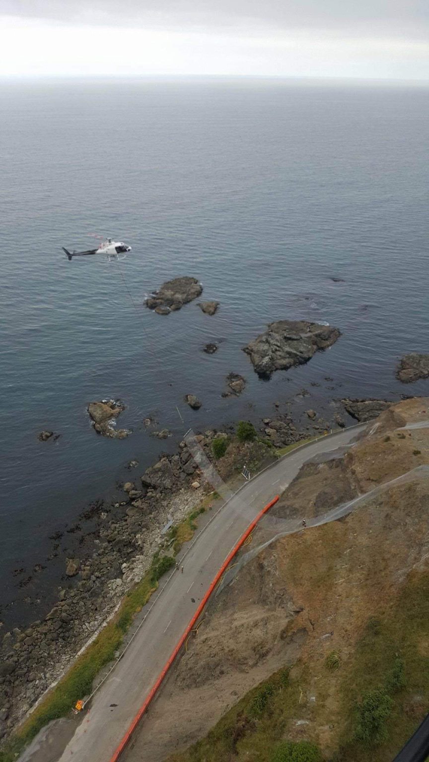 Aerial Sluicing for Road Safety and Community - Heliworks Queenstown ...